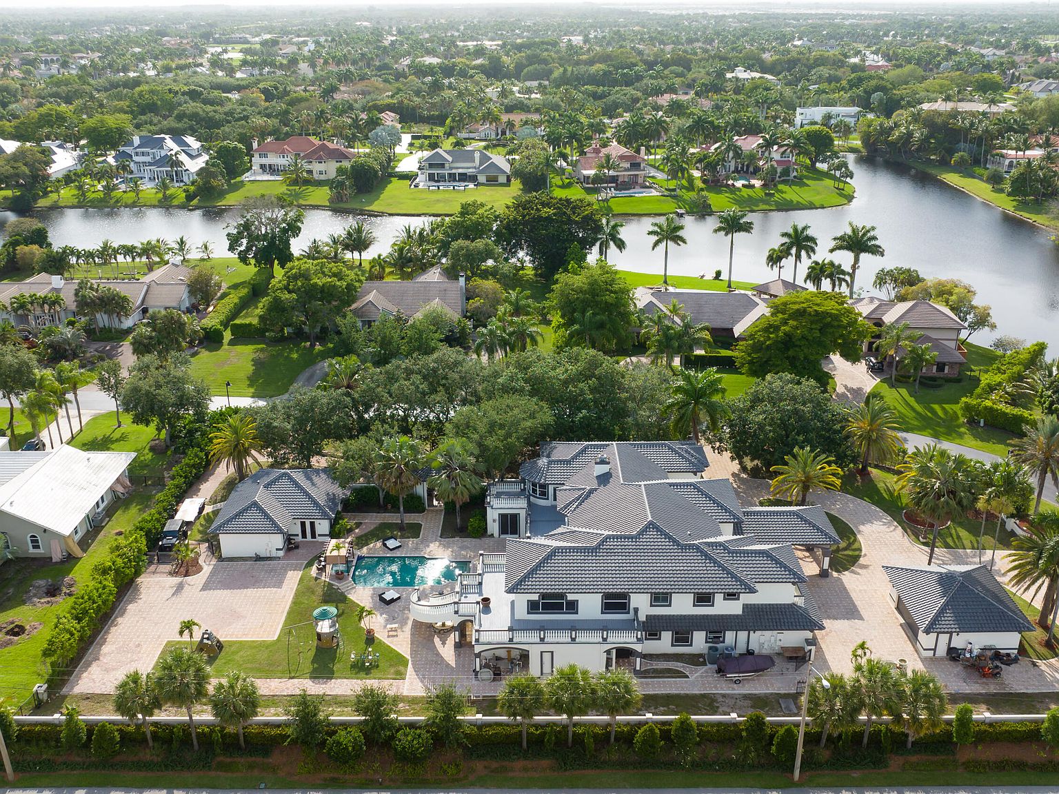 17600 Fieldbrook Cir E, Boca Raton, FL 33496 | MLS #RX-10909258 | Zillow