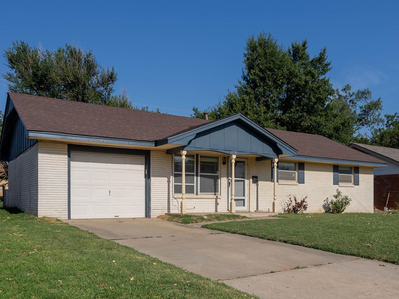 816 Moraine Ave, Midwest City, OK 73130 | Zillow