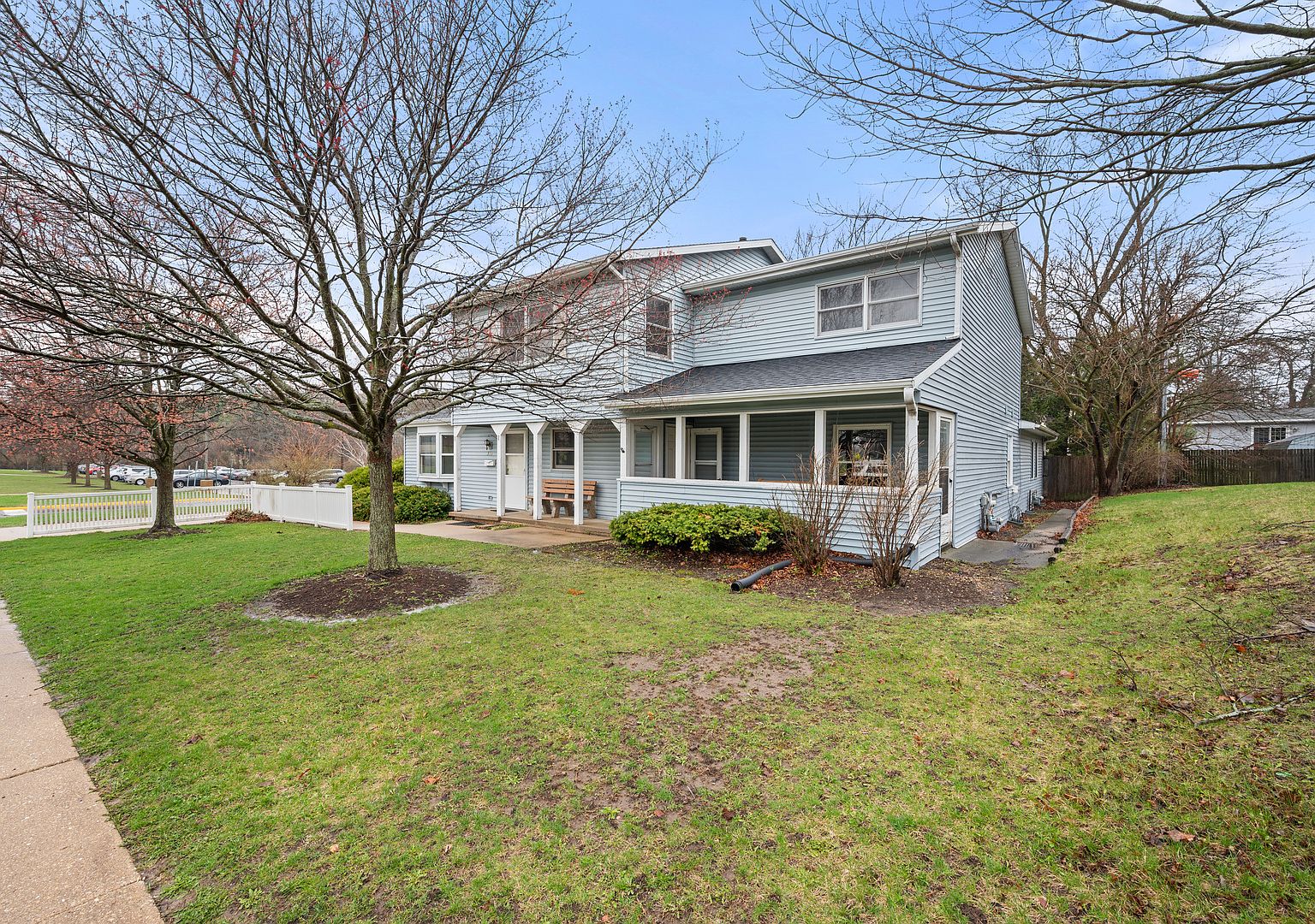 331/333 W Alden Pl, Dekalb, IL 60115 | Zillow