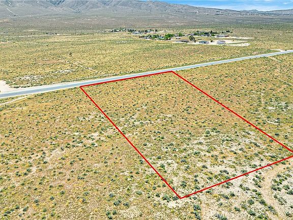 8 Highway 18, Apple Valley, CA 92308 | Zillow