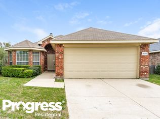 4011 Silver Lake Trl, Heartland, TX 75126 | Zillow