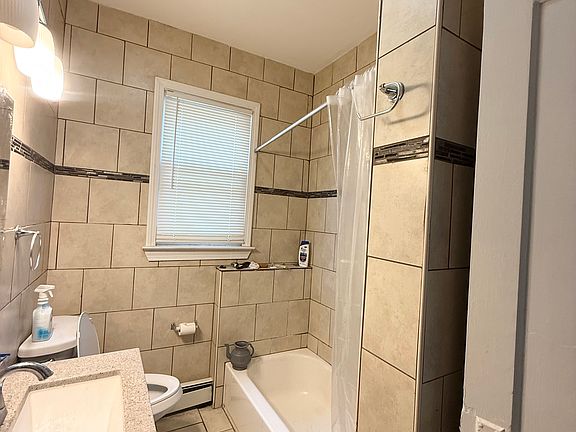 816 Orange St #1, New Haven, CT 06511 | Zillow