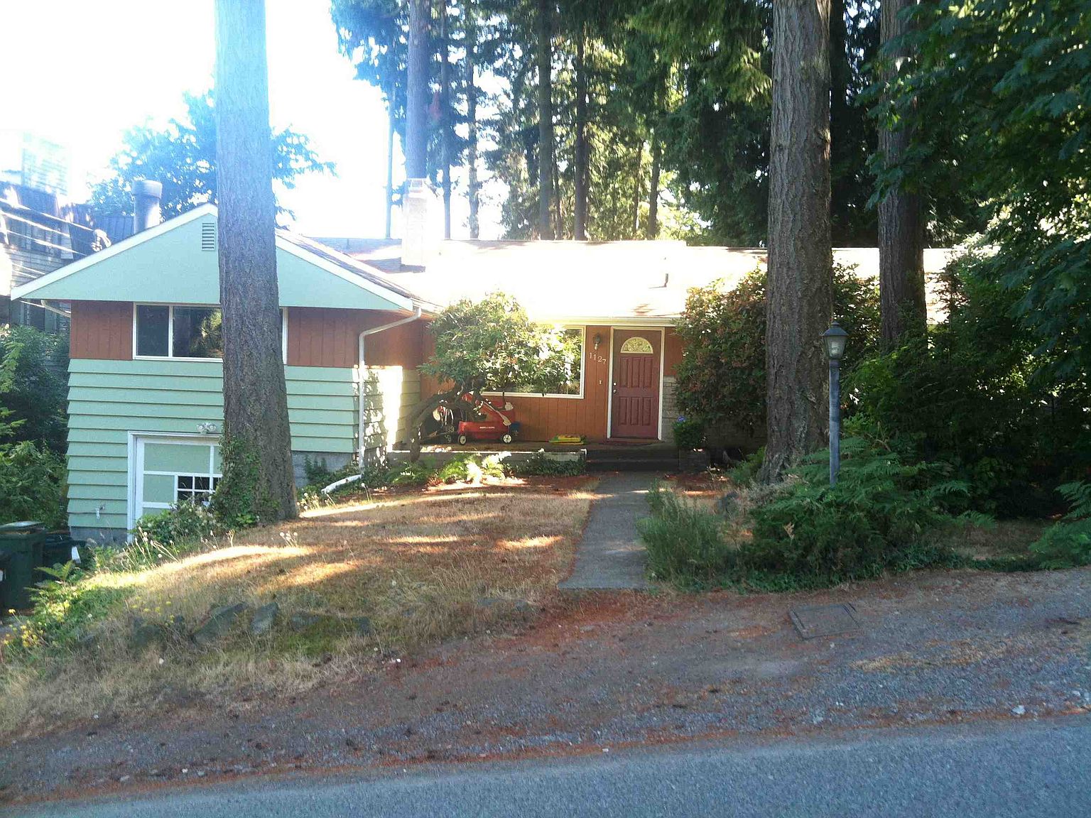 1127 NE 135th St, Seattle, WA 98125 | Zillow