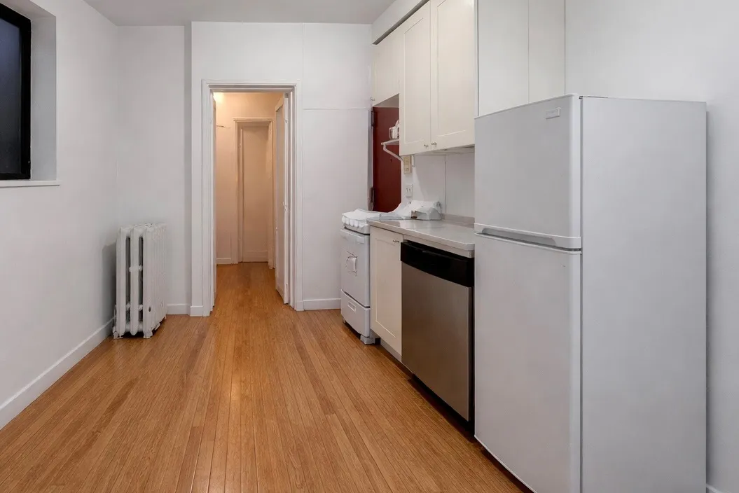 366 West 52nd Street #A in Hell's Kitchen, Manhattan | StreetEasy