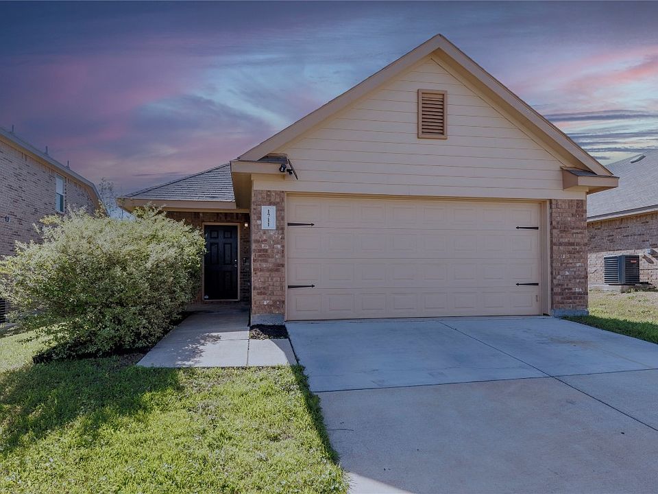 1711 Blue Jay Dr, Ennis, TX 75119 | Zillow