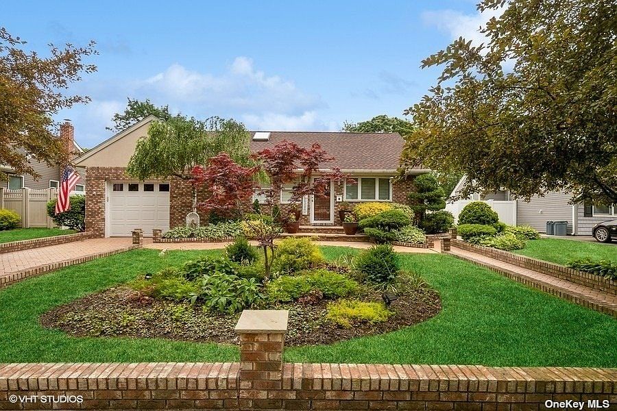 1243 Hawthorne Drive W, Wantagh, NY 11793 | Zillow
