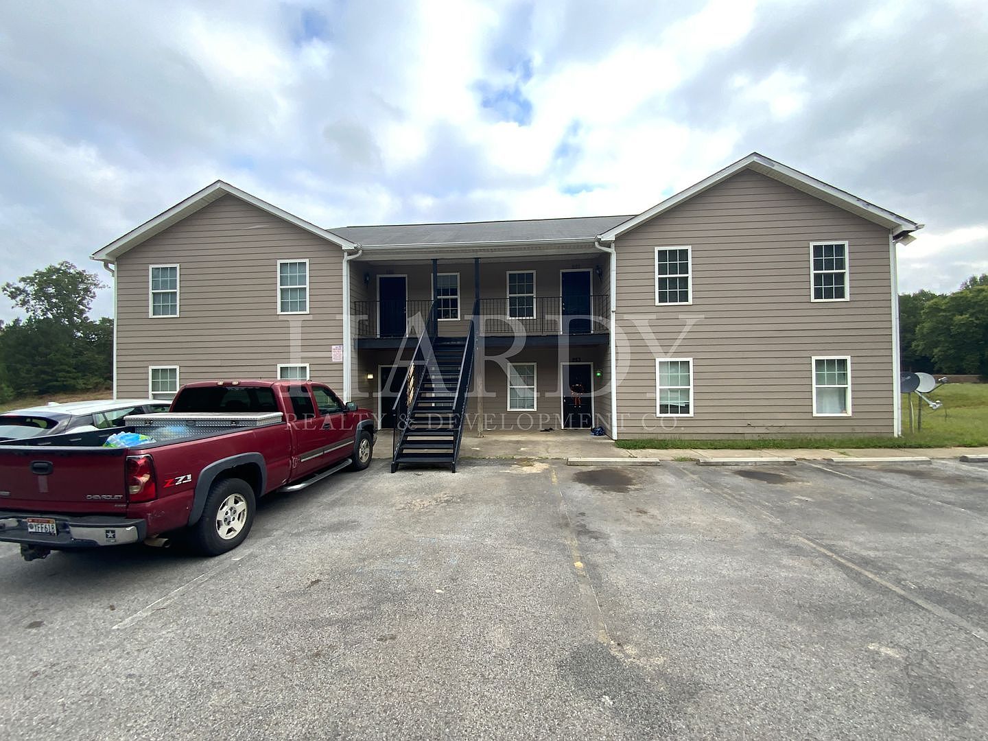 281-283 Wax Rd SE, Silver Creek, GA 30173 | Zillow