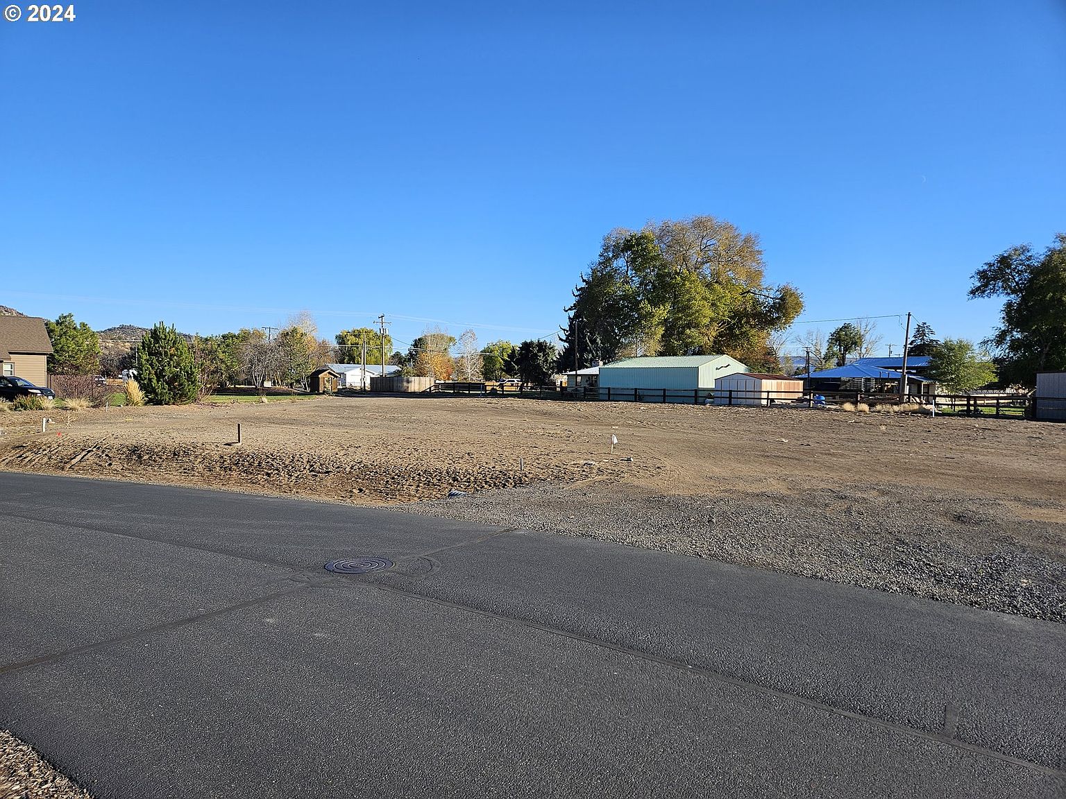 240 NW Saddle Ridge Loop, Prineville, OR 97754 | MLS #24541103 | Zillow