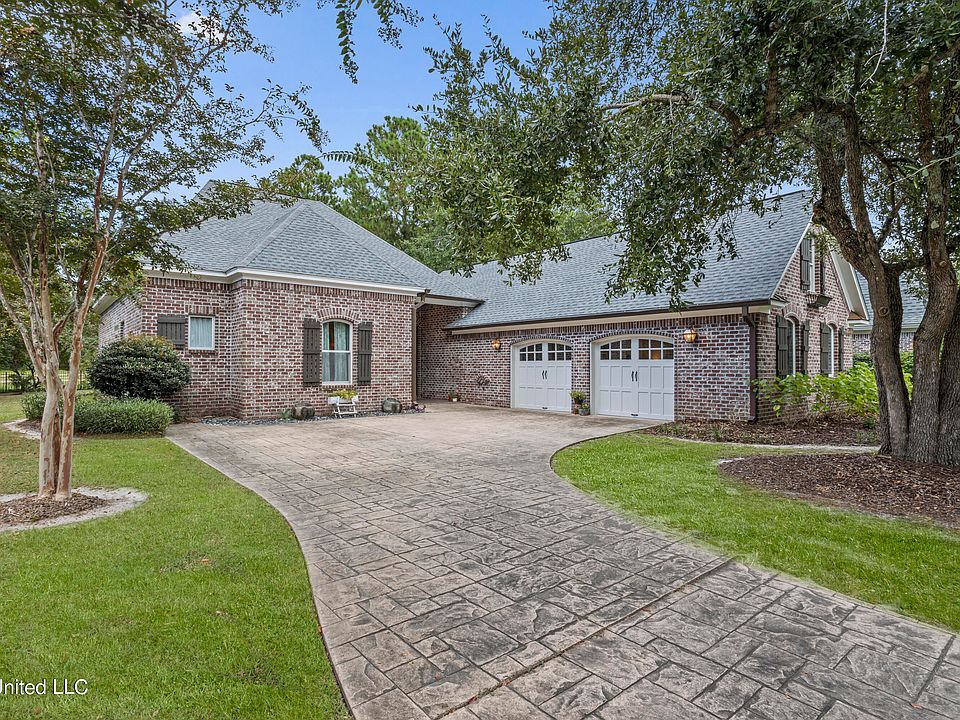 7046 Rolling Green Dr, Pass Christian, MS 39571 | MLS #4089954 | Zillow