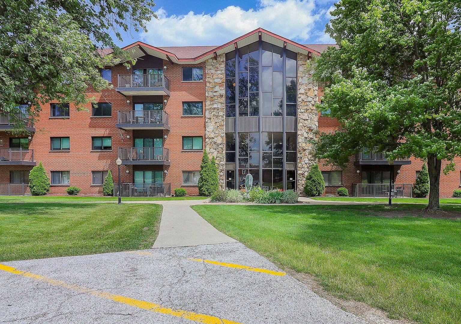 2301 183rd St APT 405, Homewood, IL 60430 | Zillow 2301 183rd St APT 405, Homewood, IL 60430 | Zillow
