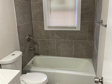 1103 S Camden St APT 1, Richmond, MO 64085 | Zillow