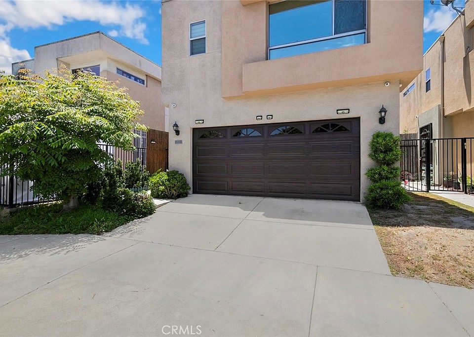 2122 Santa Ana N, Los Angeles, CA 90059 | Zillow