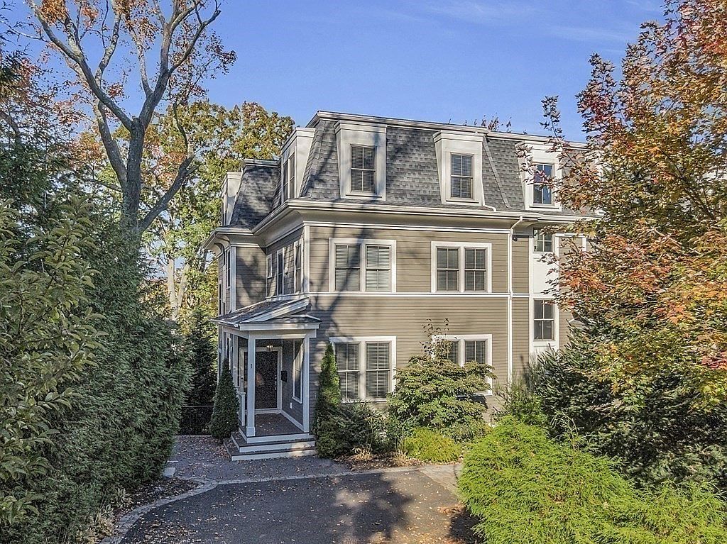 33 Winthrop Rd #1, Brookline, MA 02445 | MLS #73176045 | Zillow