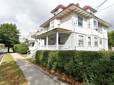676 Main St Warren RI | Zillow