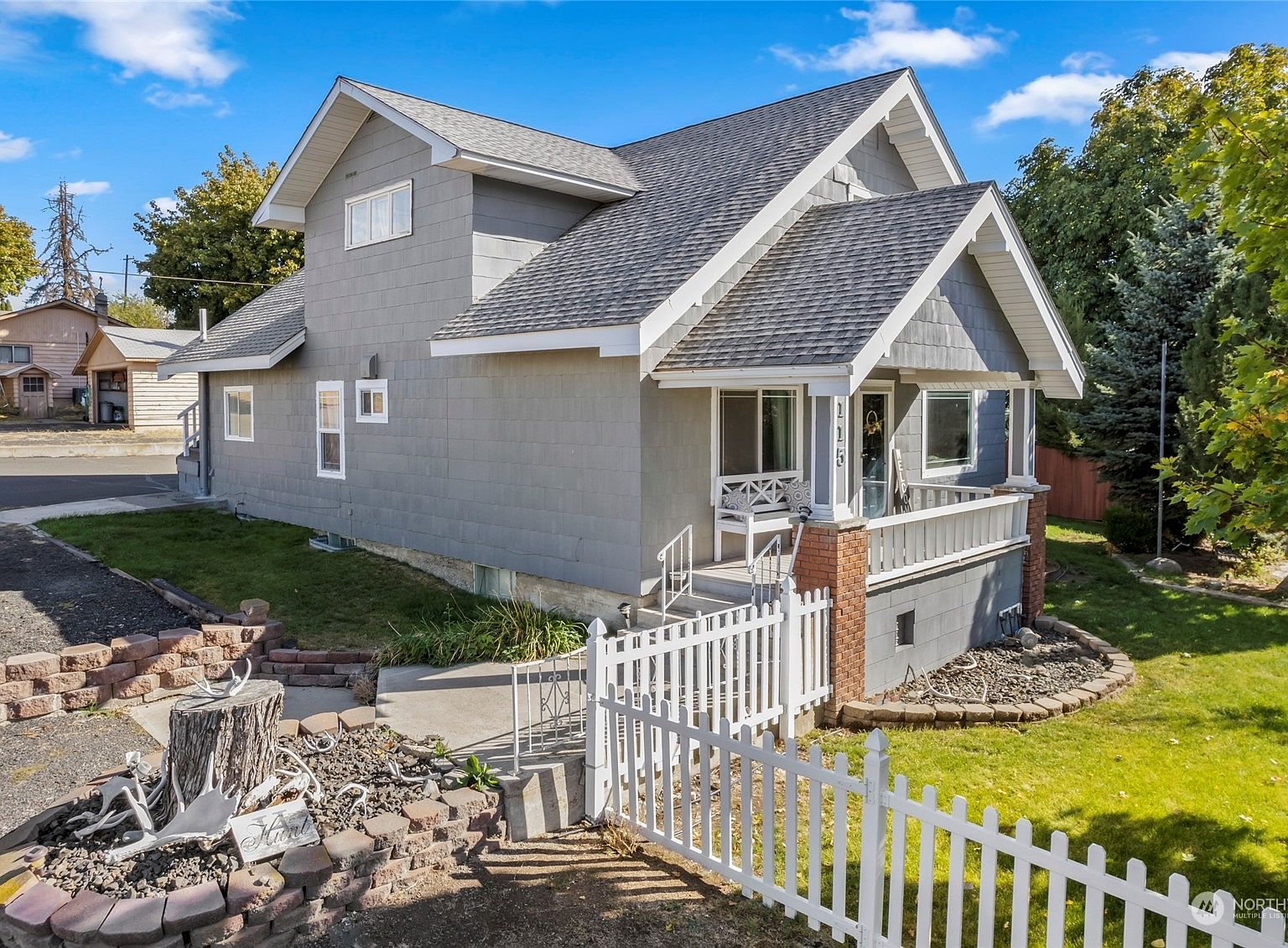 115 NW Cole Avenue, Wilbur, WA 99185 | MLS #2166801 | Zillow