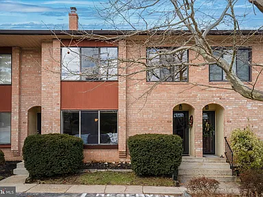 102 Stonybrook Dr Norristown PA | Zillow