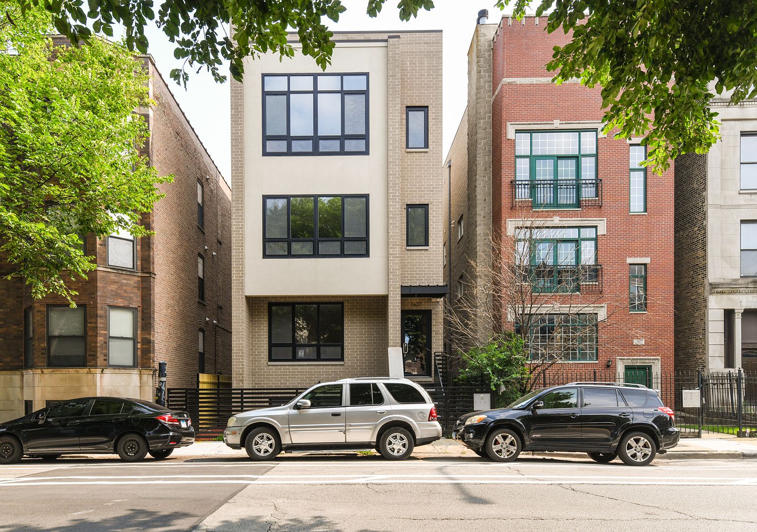 1627 W Warren Blvd #1, Chicago, IL 60612 | MLS #12130247 | Zillow