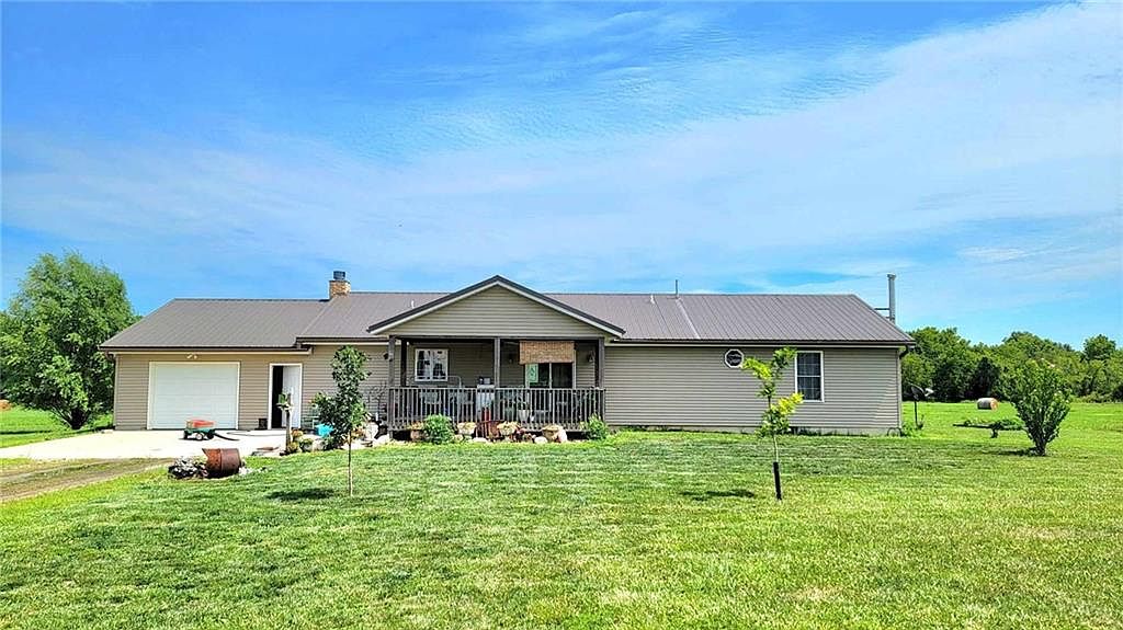 24248 Hadsall Rd, Fontana, KS 66026 | MLS #2448535 | Zillow