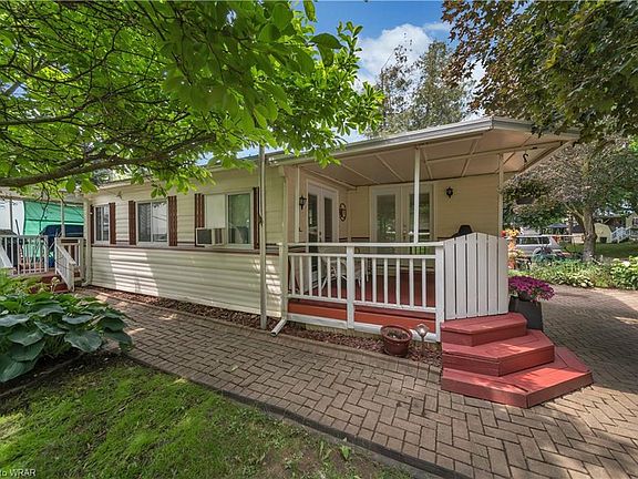 580 Beaver Creek Rd #17, Waterloo, ON N2J 3Z4 | MLS #40542879 | Zillow