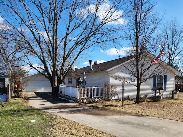 Eight Point Lake - Lake MI Real Estate - 11 Homes For Sale | Zillow