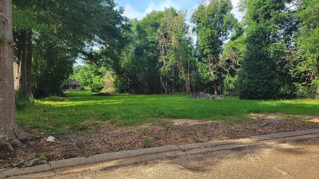 Chase St, Deridder, LA 70634 | MLS #26-4959 | Zillow