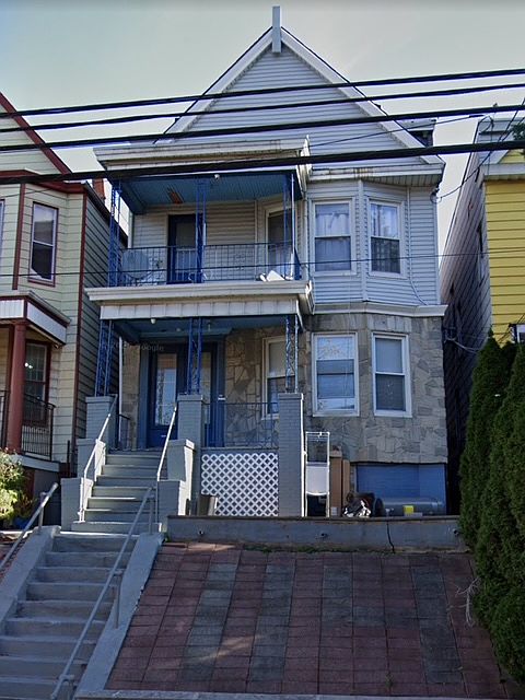 114 Garrison Ave FLOOR 2, Jersey City, NJ 07306 | Zillow