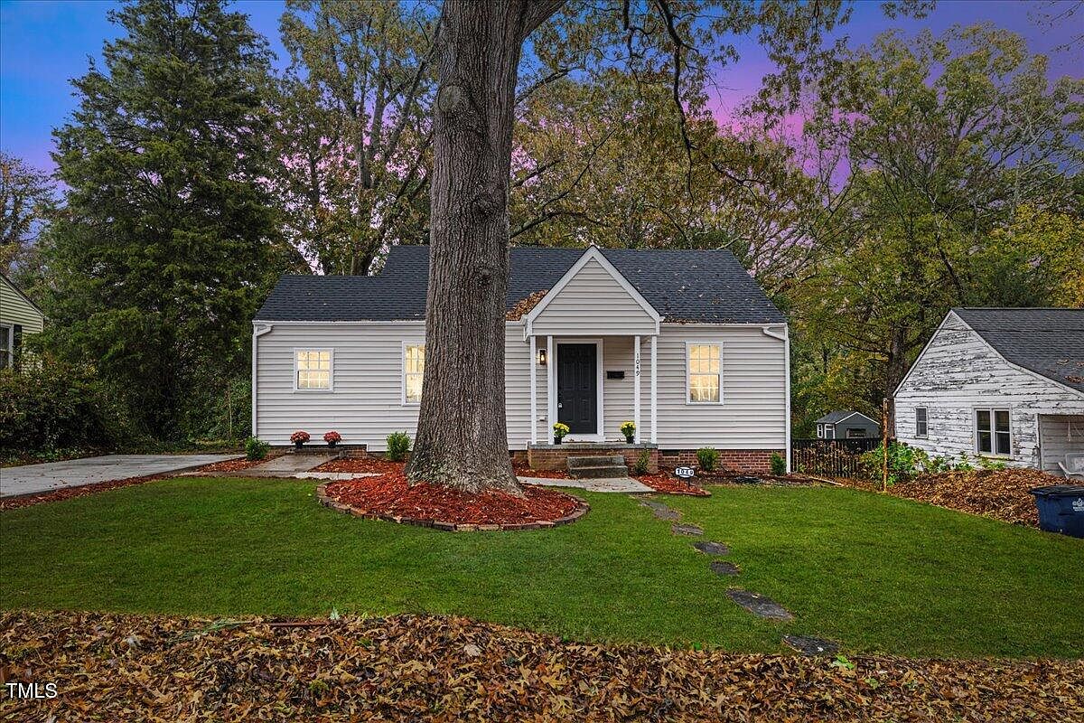 1049 Irving St, Winston Salem, NC 27103 | Zillow