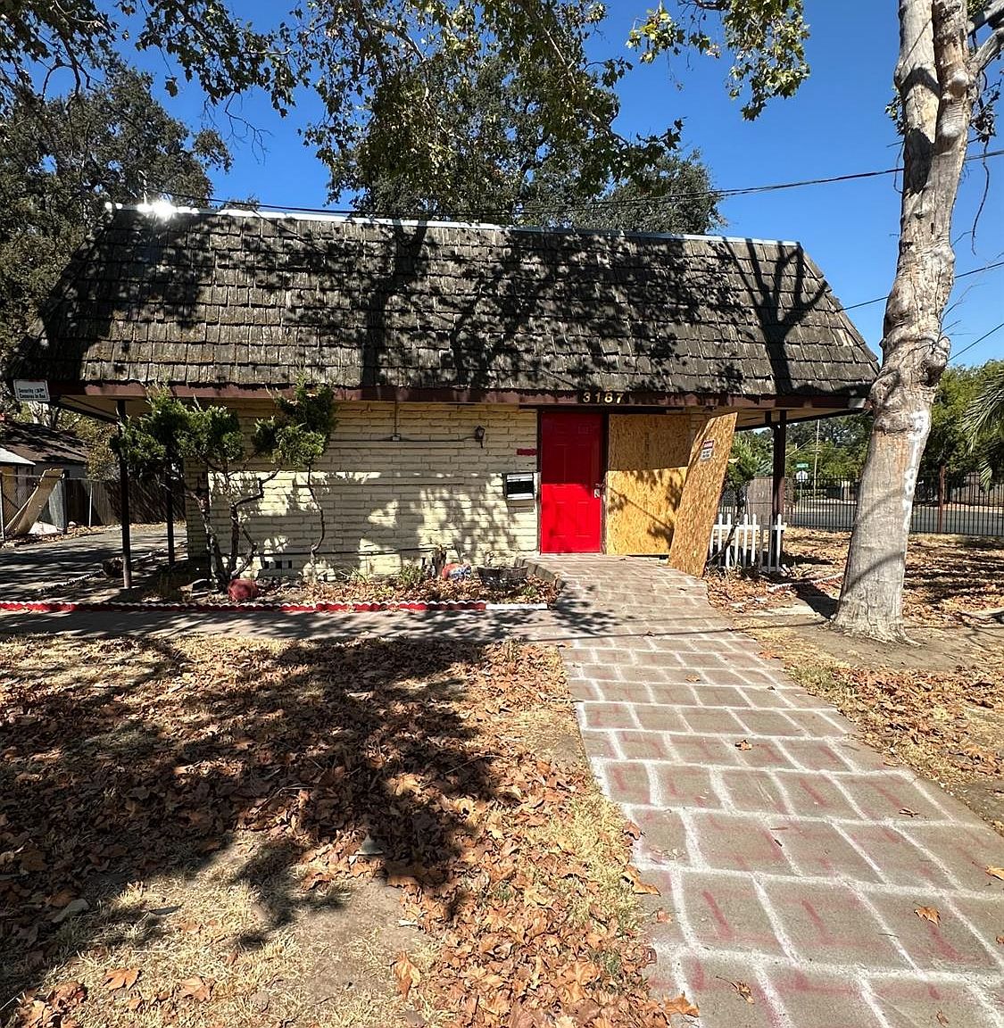 3187 Del Paso Blvd, Sacramento, CA 95815 | MLS #224107351 | Zillow