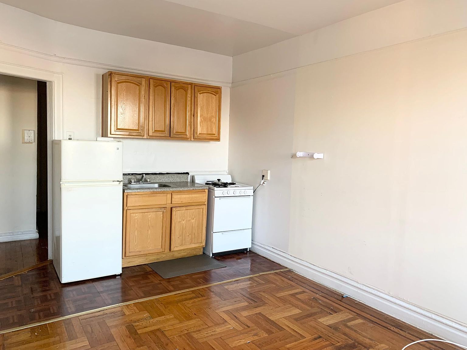 2617 Halperin Ave #6, Bronx, NY 10461 | Zillow