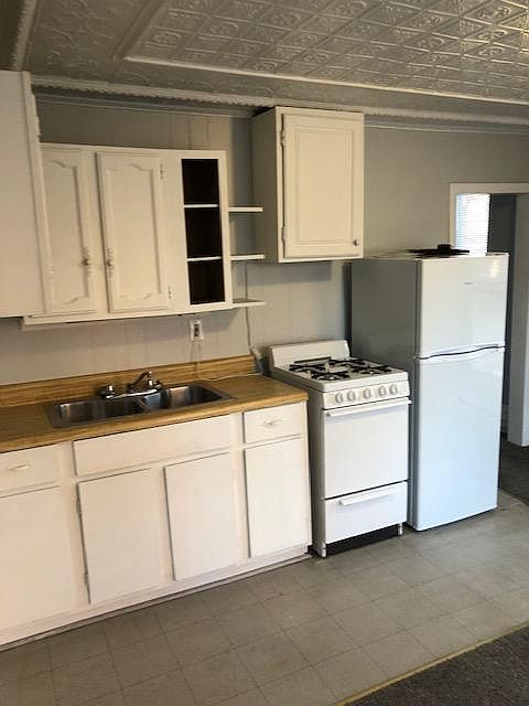 10 Merrimac Sq #2, Merrimac, MA 01860 | Zillow
