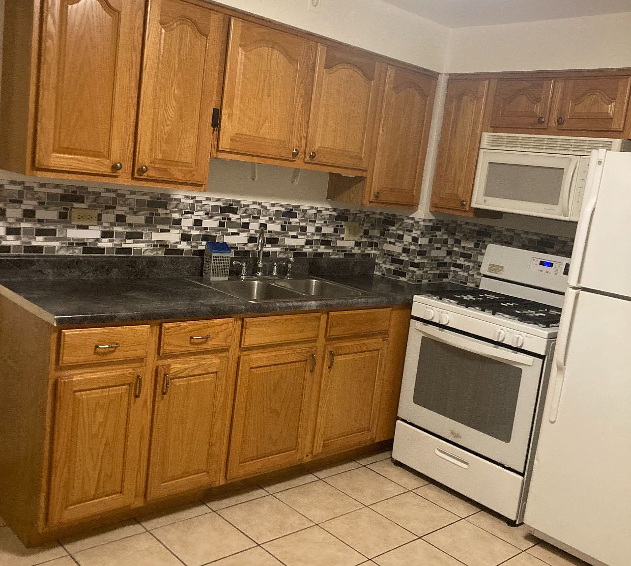 4422 Prairie Ave APT 1, Brookfield, IL 60513 | Zillow