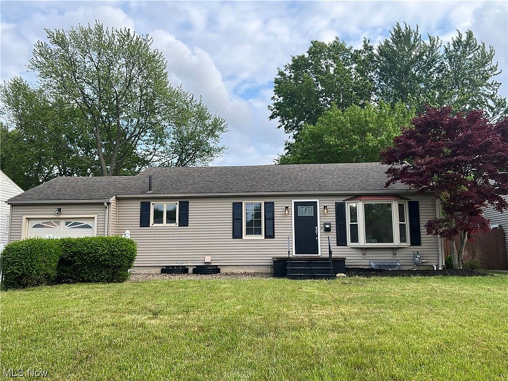 2442 Wilson Dr, Lorain, OH 44052 | Zillow