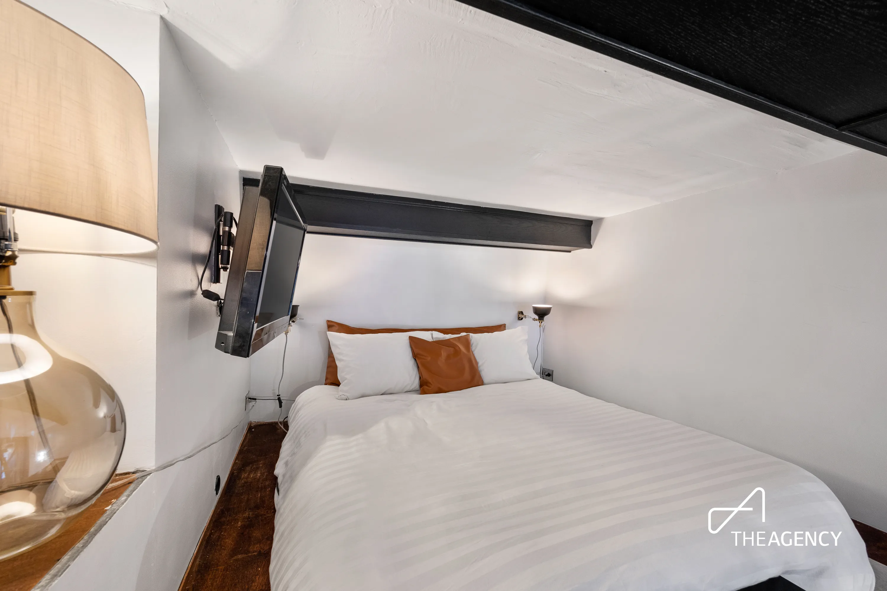 250 Mercer Street #1207B in Greenwich Village, Manhattan | StreetEasy