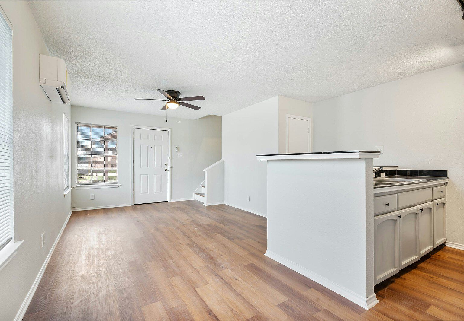 131 Elsie Ave #301, San Antonio, TX 78204 | Zillow