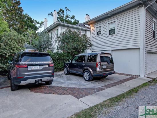 11 E 50th St, Savannah, GA 31405 | Zillow