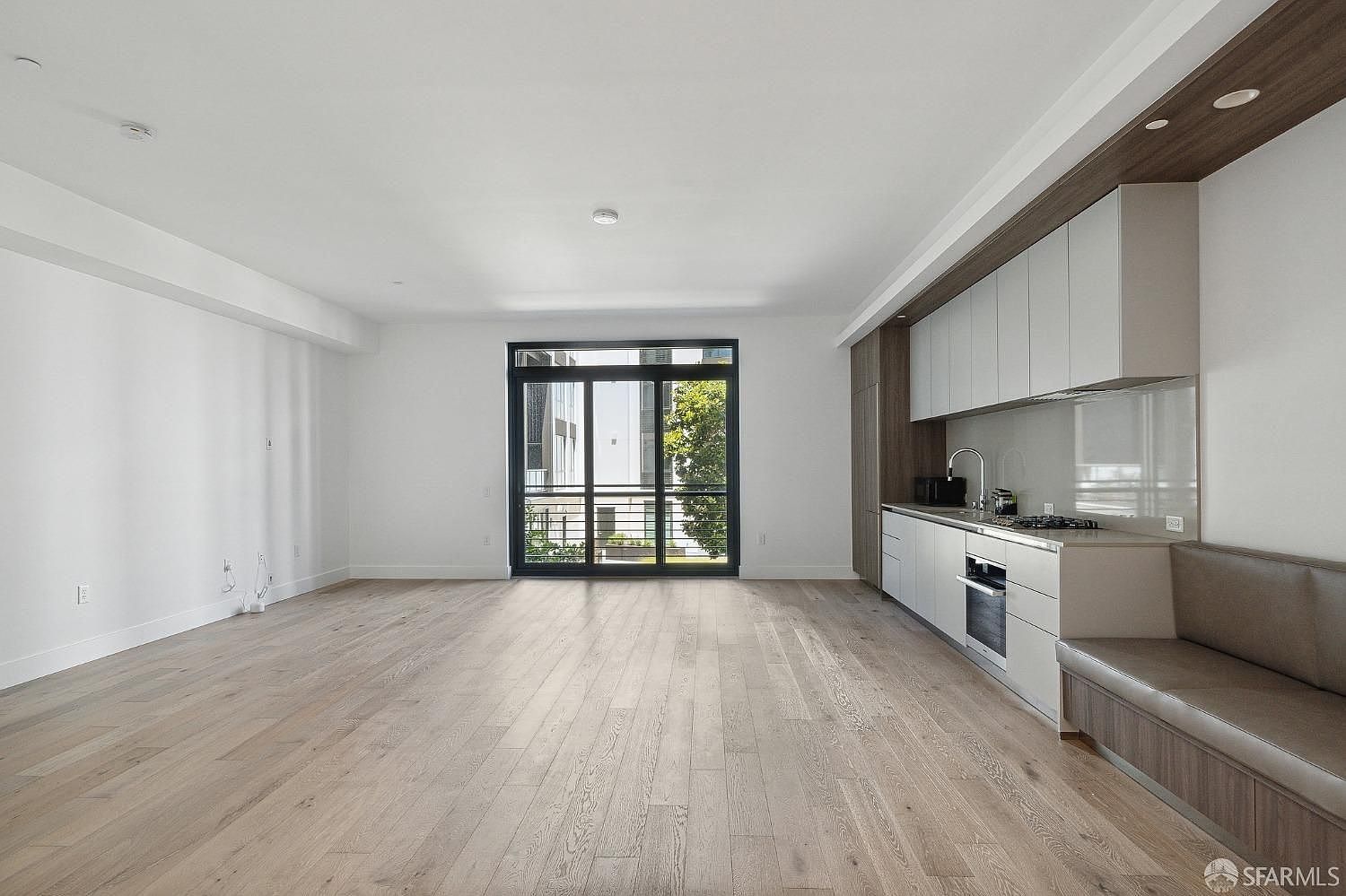 1 Bristol Ct #211, San Francisco, CA 94130 | Zillow