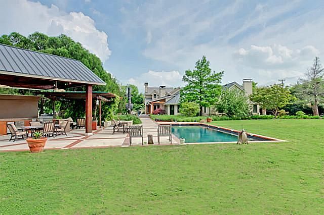 6831 Fisher Rd, Dallas, TX 75214 | Zillow