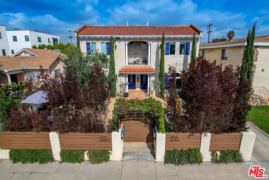 4539 Saint Charles Pl, Los Angeles, CA 90019 | Zillow