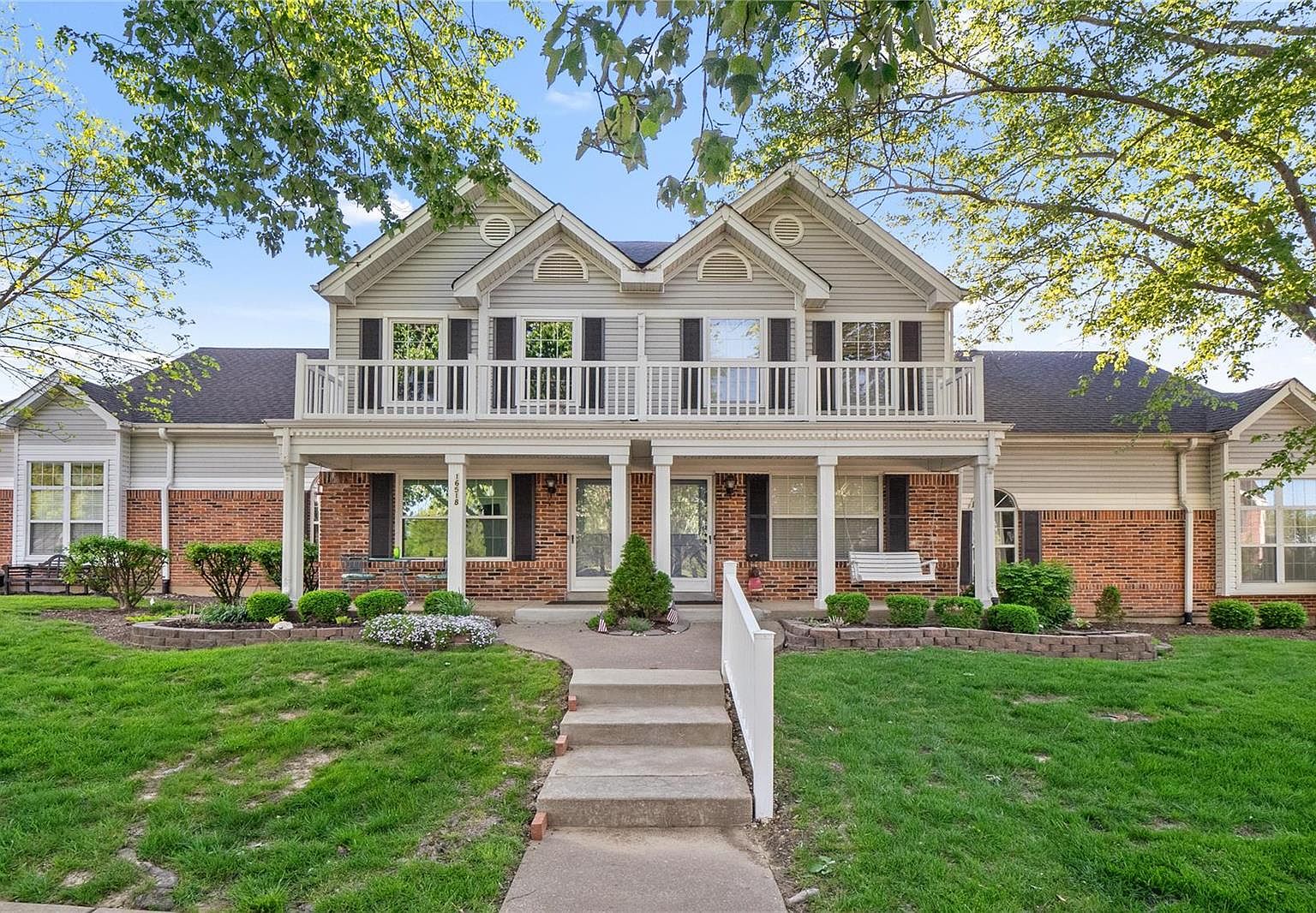 16520 Carriage View Ct, Grover, MO 63040 | Zillow