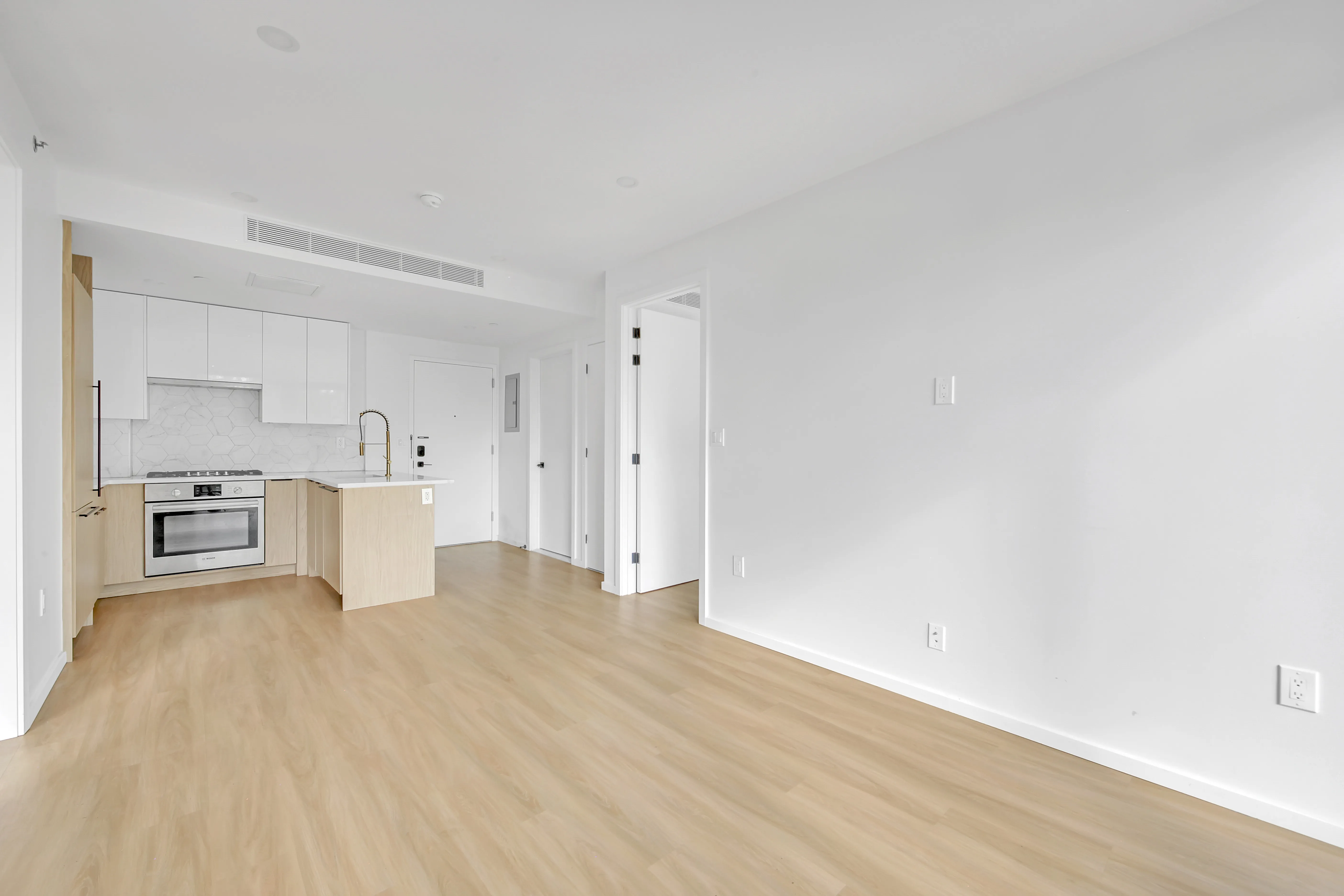 81-07 Kew Gardens Road #4F in Kew Gardens, Queens | StreetEasy