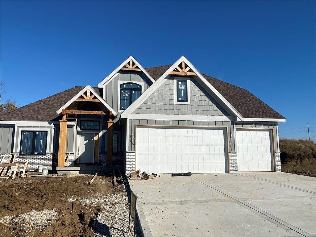 5150 NW 47th Ter, Riverside, MO 64150 | Zillow