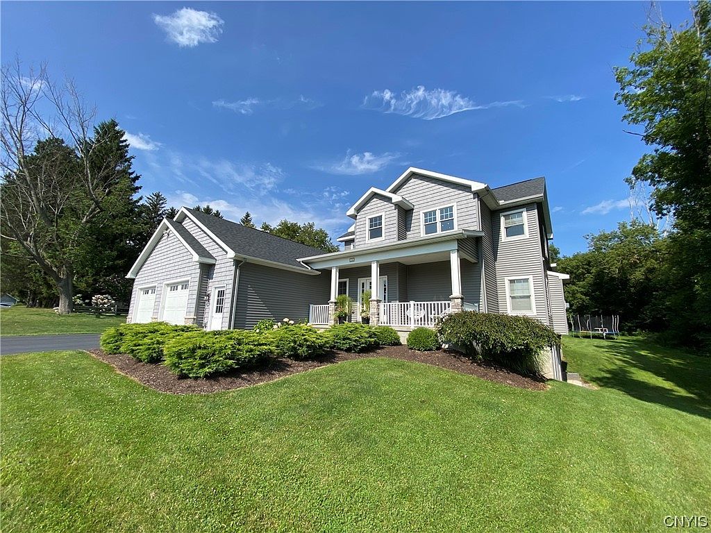 34 Fairway Dr, Auburn, NY 13021 | Zillow