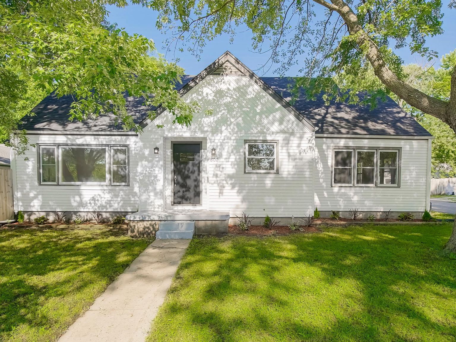 800 S Independence St, Harrisonville, MO 64701 | Zillow