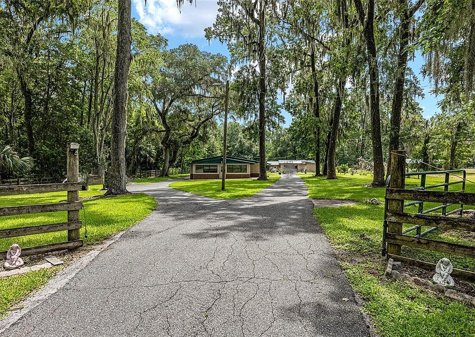 12135 NW Gainesville Rd, Reddick, FL 32686 | Zillow