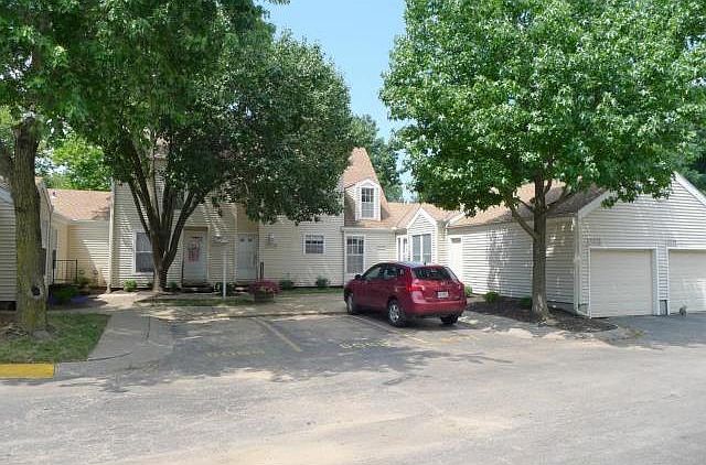 8069 N Stoddard Ave, Kansas City, MO 64152 | Zillow