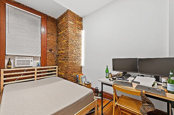 150 E 3rd St APT 1B, New York, NY 10009 | Zillow