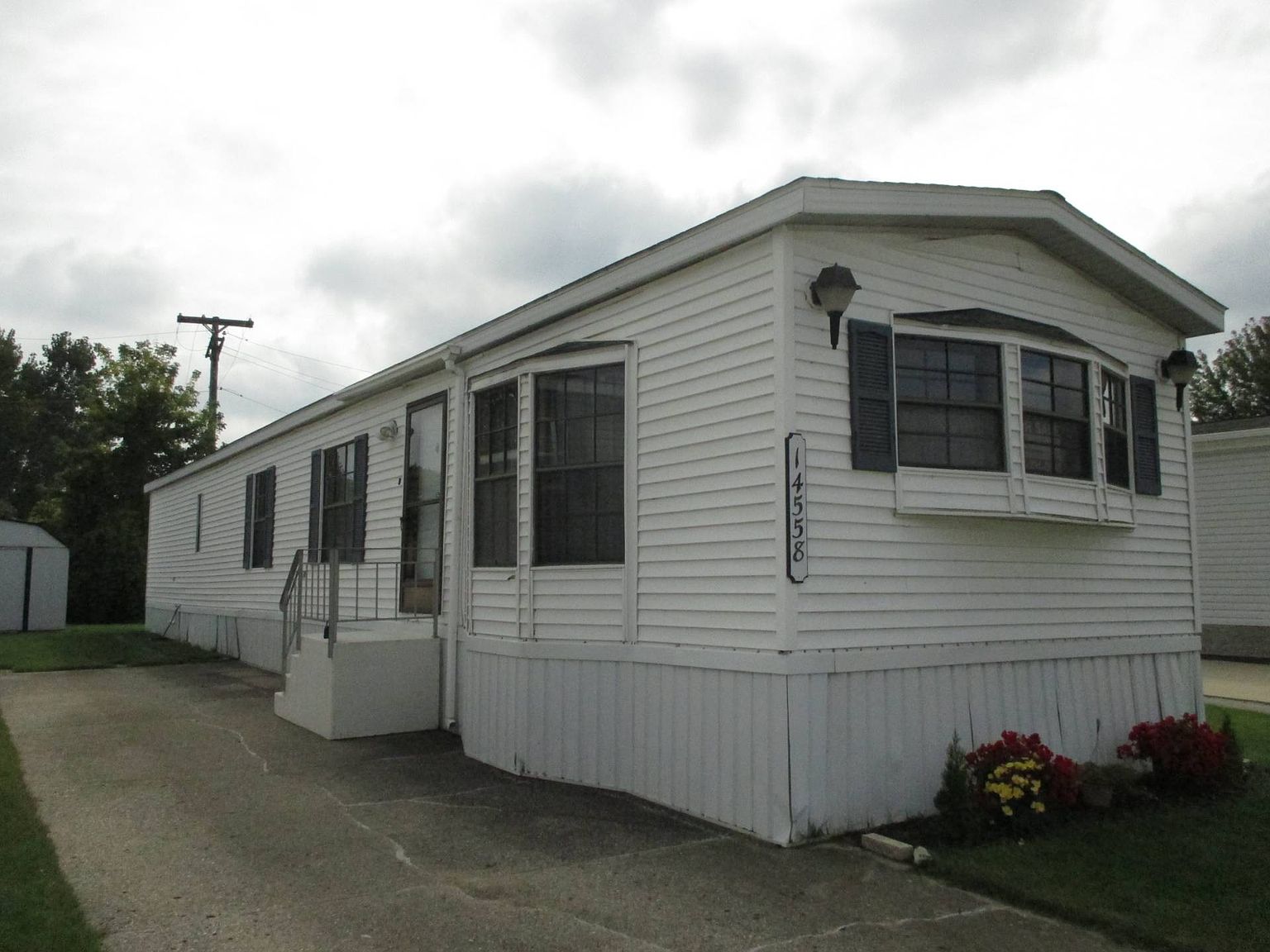 14558 Keswick Dr, Shelby Township, MI 48315 | MLS #11207487 | Zillow