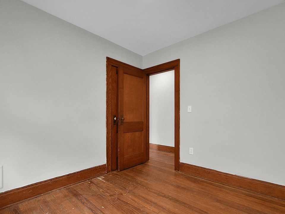 221 S State St Westerville OH | Zillow