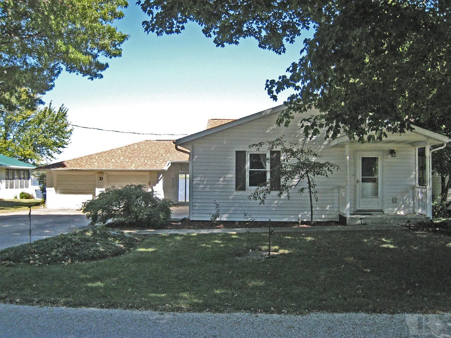 3038 Koehler Ln, Montrose, IA 52639 | Zillow