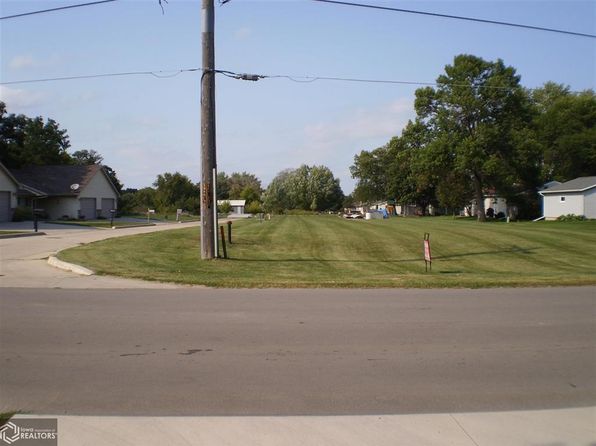 Hampton IA Real Estate - Hampton IA Homes For Sale | Zillow